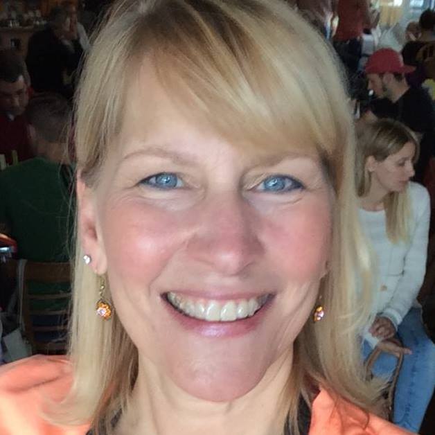 Who Is On #SmallBizChat August 2015